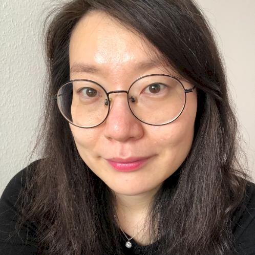Learn Korean with Mijin - Berlin: Hi, everyone! I am Mijin Cho...